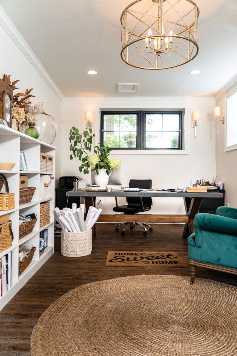 Jake & Janelle Stoltzfus: The House That Built Them