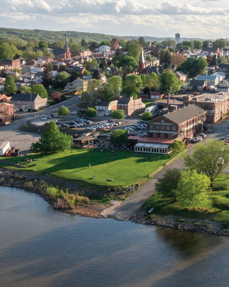 John Wright Restaurant: Farm-Fresh Ingredients & a River View ...