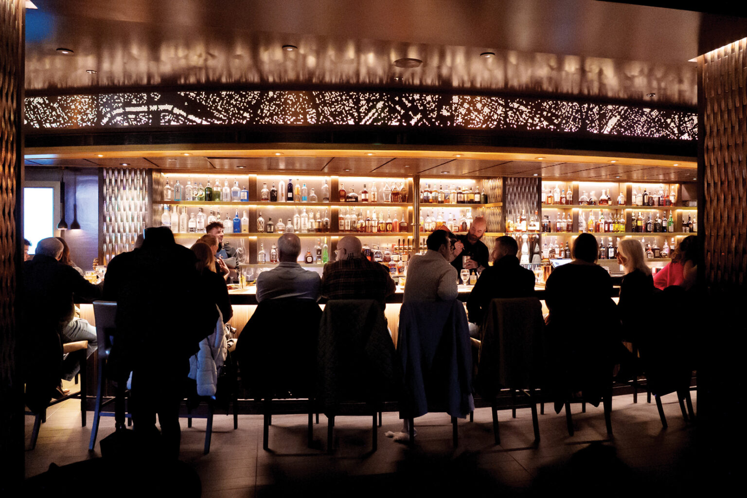 401 Prime: The Resurgence of Happy Hour - Lancaster County Magazine